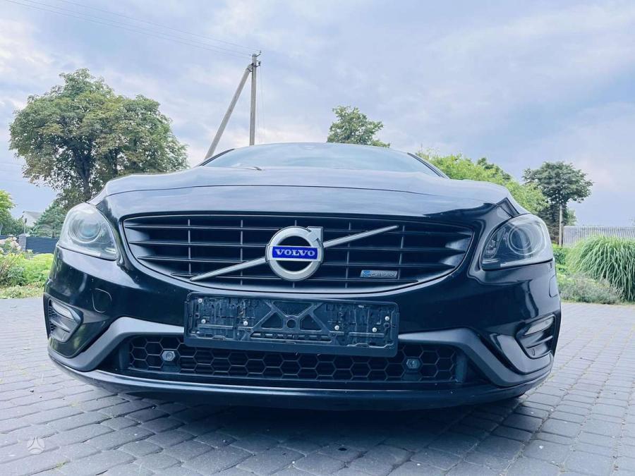 Zils Volvo S60 2014 Trakai, ar dzinēja tilpumu 1.97 L un nobraukumu 281 tūkst. km par 6650 €, foto 28 vietnē AUTOMOTO.COM.LV