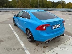 Zils Volvo S60 2014 Tallina, ar dzinēja tilpumu 2.00 L un nobraukumu 296 tūkst. km par 8000 €, foto 7 vietnē AUTOMOTO.COM.LV