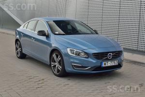 Blue Volvo S60 2016 in Riga, with an engine capacity of 2.00 L and mileage of 216 thousand km for 8100 €, photo 1 on AUTOMOTO.COM.LV