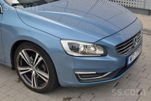 Blue Volvo S60 2016 in Riga, with an engine capacity of 2.00 L and mileage of 216 thousand km for 8100 €, photo 2 on AUTOMOTO.COM.LV