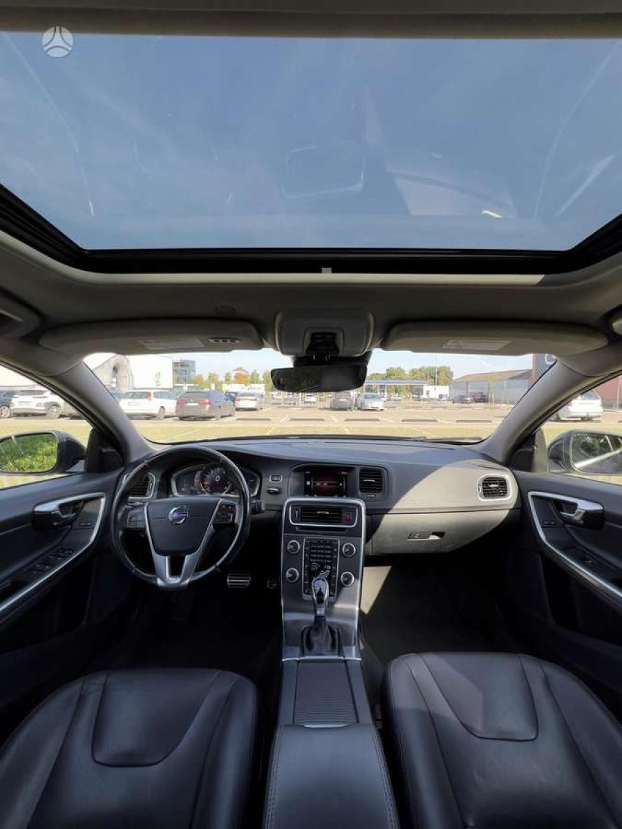 Zils Volvo S60 2016 Kauņa, ar dzinēja tilpumu 1.97 L un nobraukumu 232 tūkst. km par 6999 €, foto 5 vietnē AUTOMOTO.COM.LV
