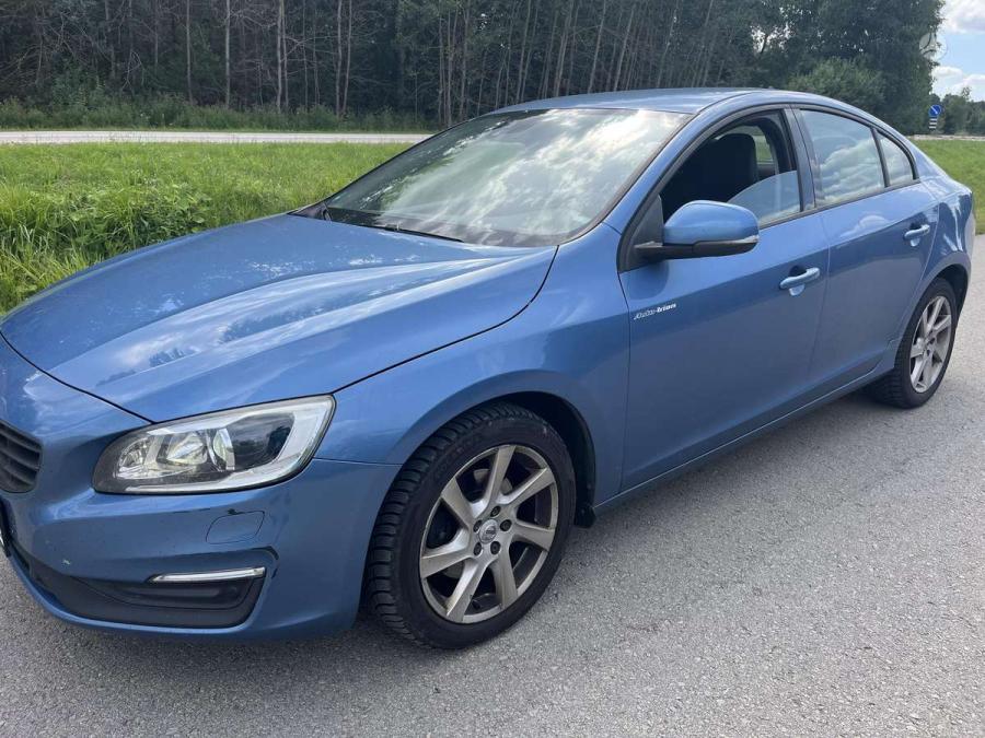 Zils Volvo S60 2016 Plungė, ar dzinēja tilpumu 1.97 L un nobraukumu 0 tūkst. km par 5600 €, foto 1 vietnē AUTOMOTO.COM.LV