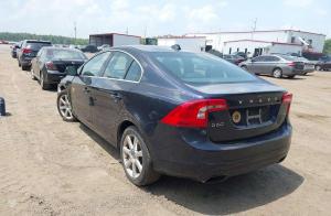 Zils Volvo S60 2016 Viļņa, ar dzinēja tilpumu 1.97 L un nobraukumu 152 tūkst. km par 5800 €, foto 9 vietnē AUTOMOTO.COM.LV