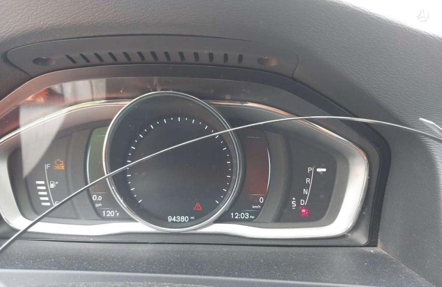 Zils Volvo S60 2016 Viļņa, ar dzinēja tilpumu 1.97 L un nobraukumu 152 tūkst. km par 5800 €, foto 15 vietnē AUTOMOTO.COM.LV