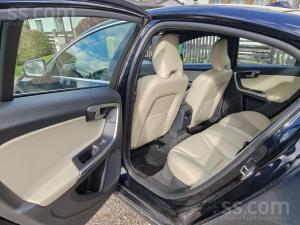 Zils Volvo S60 2016 Jelgava, ar dzinēja tilpumu 2.00 L un nobraukumu 315 tūkst. km par 6990 €, foto 4 vietnē AUTOMOTO.COM.LV