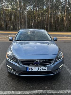Zils Volvo S60 2017 Varėna, ar dzinēja tilpumu 2.00 L un nobraukumu 164 tūkst. km par 12500 €, foto 2 vietnē AUTOMOTO.COM.LV