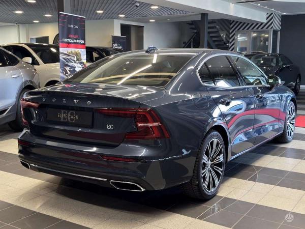 Zils Volvo S60 2021 Rīga, ar dzinēja tilpumu 0.00 L un nobraukumu 180 tūkst. km par 18990 €, foto 4 vietnē AUTOMOTO.COM.LV