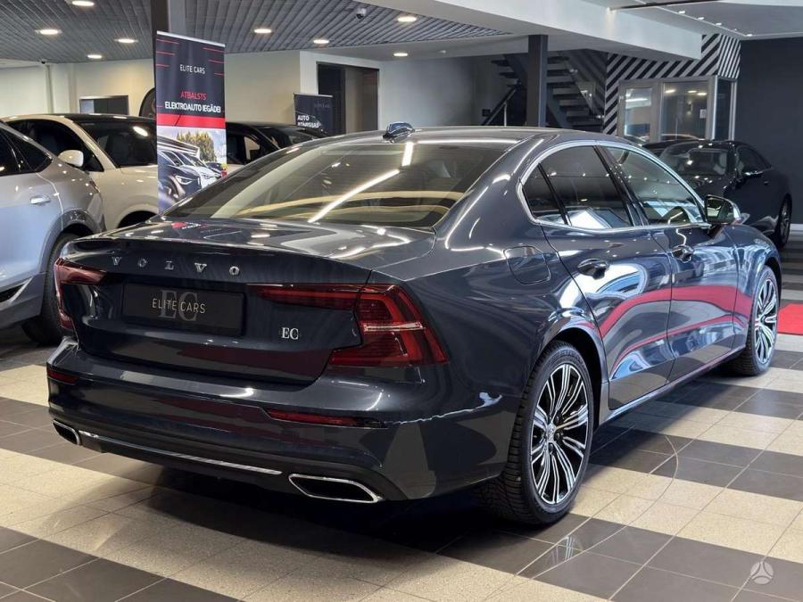 Zils Volvo S60 2021 Rīga, ar dzinēja tilpumu 0.00 L un nobraukumu 180 tūkst. km par 18990 €, foto 5 vietnē AUTOMOTO.COM.LV
