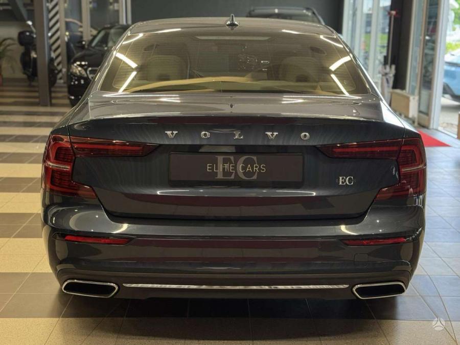 Zils Volvo S60 2021 Rīga, ar dzinēja tilpumu 0.00 L un nobraukumu 180 tūkst. km par 18990 €, foto 6 vietnē AUTOMOTO.COM.LV