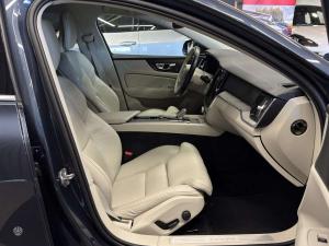 Zils Volvo S60 2021 Rīga, ar dzinēja tilpumu 0.00 L un nobraukumu 180 tūkst. km par 18990 €, foto 14 vietnē AUTOMOTO.COM.LV