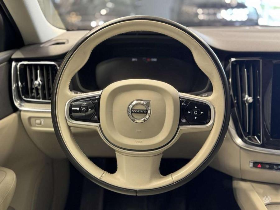 Zils Volvo S60 2021 Rīga, ar dzinēja tilpumu 0.00 L un nobraukumu 180 tūkst. km par 18990 €, foto 16 vietnē AUTOMOTO.COM.LV