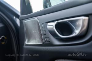 Zils Volvo S60 2023 Tallina, ar dzinēja tilpumu 2.00 L un nobraukumu 47 tūkst. km par 35500 €, foto 17 vietnē AUTOMOTO.COM.LV