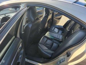 Brown Volvo S60 2002 in Alytus, with an engine capacity of 2.40 L and mileage of 448 thousand km for 1099 €, photo 8 on AUTOMOTO.COM.LV