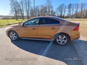 Brown Volvo S60 2010 in Tallinn, with an engine capacity of 2.00 L and mileage of 247 thousand km for 7000 €, photo  on AUTOMOTO.COM.LV