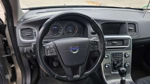 Brūns Volvo S60 2010 Marijampole, ar dzinēja tilpumu 1.98 L un nobraukumu 277 tūkst. km par 5150 €, foto 15 vietnē AUTOMOTO.COM.LV