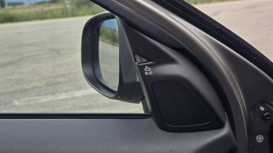 Brūns Volvo S60 2010 Marijampole, ar dzinēja tilpumu 1.98 L un nobraukumu 277 tūkst. km par 5150 €, foto 20 vietnē AUTOMOTO.COM.LV