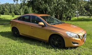 Brūns Volvo S60 2010 Rīga, ar dzinēja tilpumu 2.00 L un nobraukumu 233 tūkst. km par 6000 €, foto 3 vietnē AUTOMOTO.COM.LV