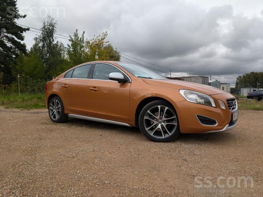 Brūns Volvo S60 2010 Rīga, ar dzinēja tilpumu 2.00 L un nobraukumu 192 tūkst. km par 5300 €, foto 5 vietnē AUTOMOTO.COM.LV