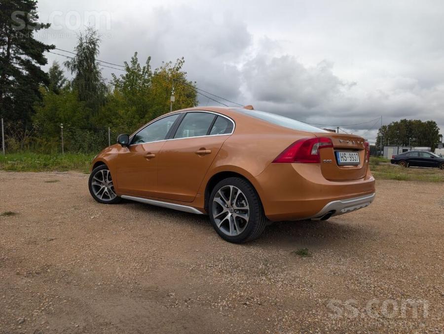 Brūns Volvo S60 2010 Rīga, ar dzinēja tilpumu 2.00 L un nobraukumu 192 tūkst. km par 5300 €, foto 9 vietnē AUTOMOTO.COM.LV