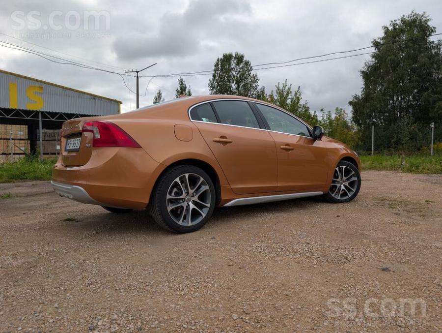 Brūns Volvo S60 2010 Rīga, ar dzinēja tilpumu 2.00 L un nobraukumu 192 tūkst. km par 5300 €, foto 10 vietnē AUTOMOTO.COM.LV