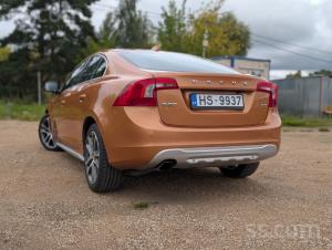 Brūns Volvo S60 2010 Rīga, ar dzinēja tilpumu 2.00 L un nobraukumu 192 tūkst. km par 5300 €, foto 12 vietnē AUTOMOTO.COM.LV
