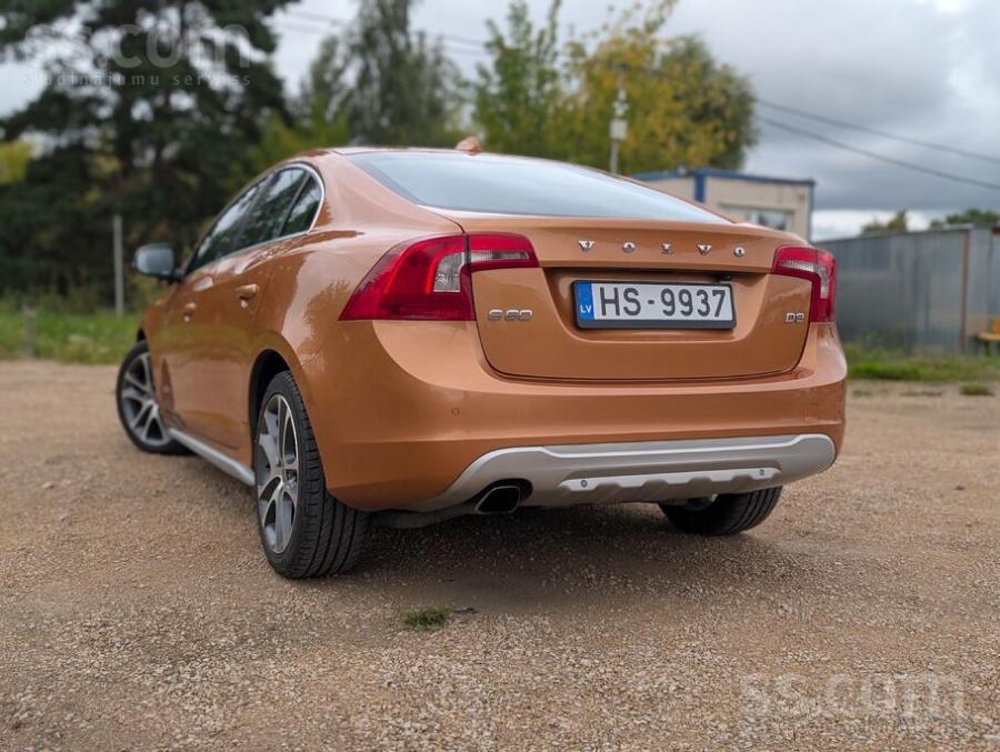 Brūns Volvo S60 2010 Rīga, ar dzinēja tilpumu 2.00 L un nobraukumu 192 tūkst. km par 5300 €, foto 12 vietnē AUTOMOTO.COM.LV