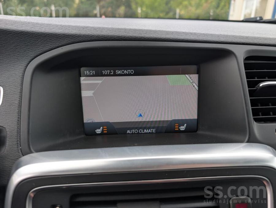 Brūns Volvo S60 2010 Rīga, ar dzinēja tilpumu 2.00 L un nobraukumu 192 tūkst. km par 5300 €, foto 26 vietnē AUTOMOTO.COM.LV