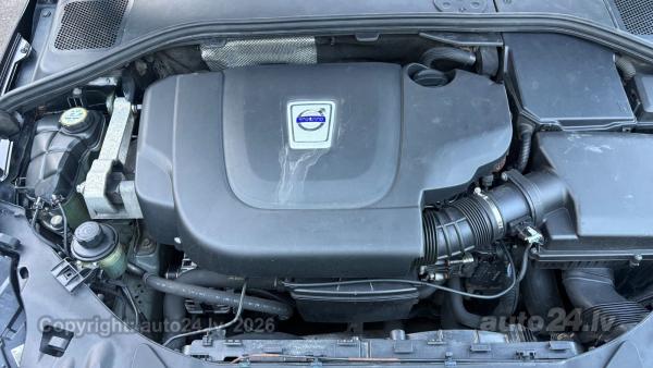 Brown Volvo S60 2010 in Tallinn, with an engine capacity of 2.00 L and mileage of 400 thousand km for 4900 €, photo 8 on AUTOMOTO.COM.LV