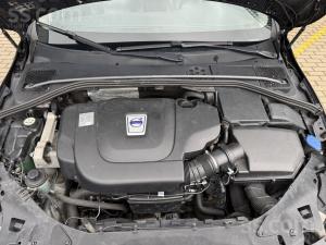 Brown Volvo S60 2011 in Jekabpils, with an engine capacity of 2.00 L and mileage of 356 thousand km for 6800 €, photo 13 on AUTOMOTO.COM.LV