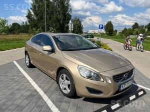 Brūns Volvo S60 2012 Rīga, ar dzinēja tilpumu 2.00 L un nobraukumu 272 tūkst. km par 5700 €, foto 3 vietnē AUTOMOTO.COM.LV