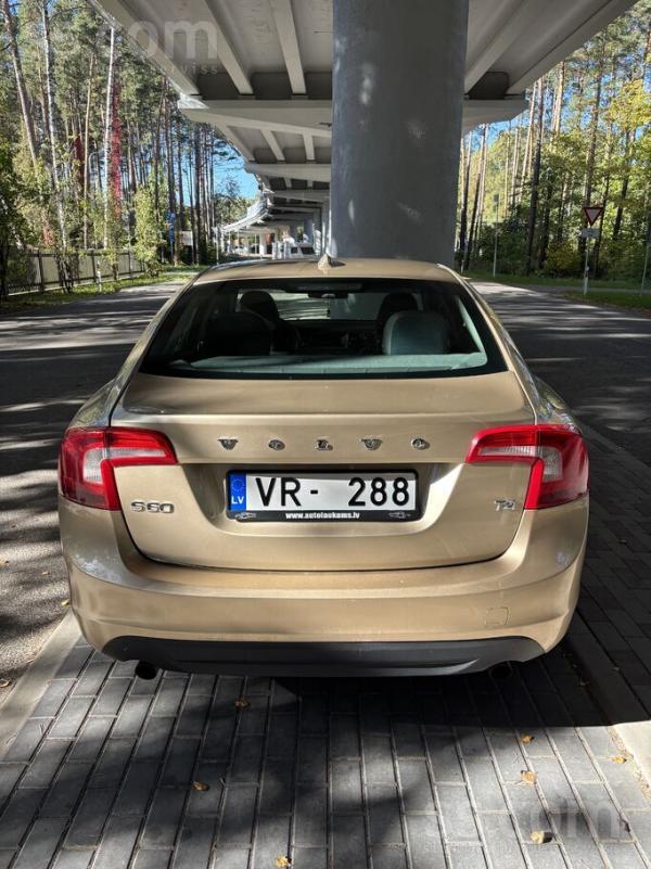 Brūns Volvo S60 2012 Jūrmala, ar dzinēja tilpumu 1.60 L un nobraukumu 246 tūkst. km par 5900 €, foto 6 vietnē AUTOMOTO.COM.LV