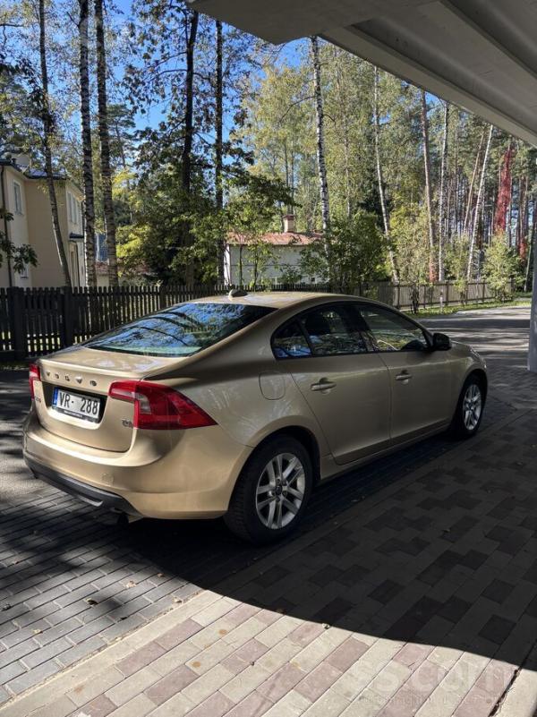 Brūns Volvo S60 2012 Jūrmala, ar dzinēja tilpumu 1.60 L un nobraukumu 246 tūkst. km par 5900 €, foto 7 vietnē AUTOMOTO.COM.LV