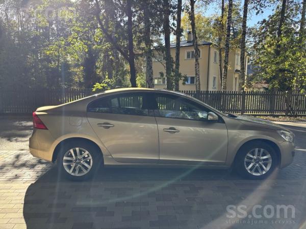 Brūns Volvo S60 2012 Jūrmala, ar dzinēja tilpumu 1.60 L un nobraukumu 246 tūkst. km par 5900 €, foto 8 vietnē AUTOMOTO.COM.LV
