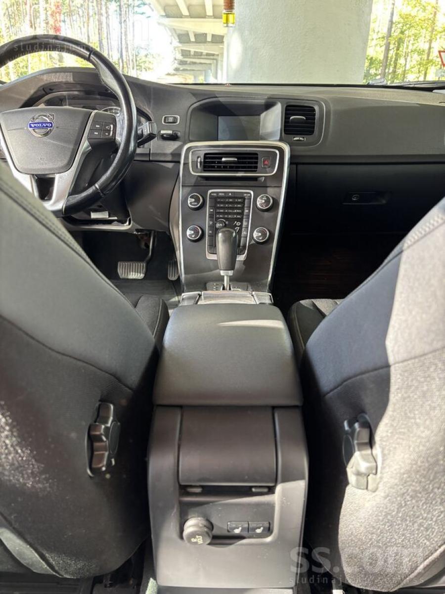 Brūns Volvo S60 2012 Jūrmala, ar dzinēja tilpumu 1.60 L un nobraukumu 246 tūkst. km par 5900 €, foto 12 vietnē AUTOMOTO.COM.LV