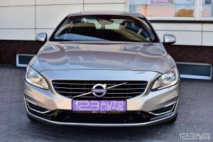 Brūns Volvo S60 2015 Kretinga, ar dzinēja tilpumu 2.00 L un nobraukumu 270 tūkst. km par 7650 €, foto 4 vietnē AUTOMOTO.COM.LV