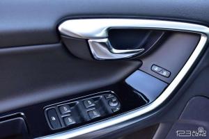 Brūns Volvo S60 2015 Kretinga, ar dzinēja tilpumu 2.00 L un nobraukumu 270 tūkst. km par 7650 €, foto 15 vietnē AUTOMOTO.COM.LV