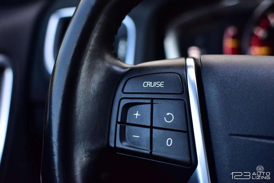 Brūns Volvo S60 2015 Kretinga, ar dzinēja tilpumu 2.00 L un nobraukumu 270 tūkst. km par 7650 €, foto 24 vietnē AUTOMOTO.COM.LV