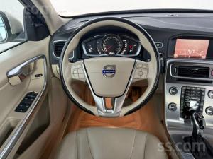 Brown Volvo S60 2017 in Riga, with an engine capacity of 2.00 L and mileage of 256 thousand km for 10500 €, photo 11 on AUTOMOTO.COM.LV