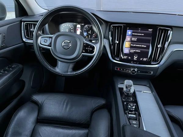 Brūns Volvo S60 2020 Rīga, ar dzinēja tilpumu 2.00 L un nobraukumu 229 tūkst. km par 16990 €, foto 5 vietnē AUTOMOTO.COM.LV