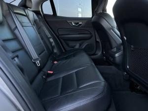 Brūns Volvo S60 2020 Rīga, ar dzinēja tilpumu 2.00 L un nobraukumu 229 tūkst. km par 16990 €, foto 8 vietnē AUTOMOTO.COM.LV