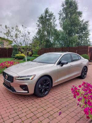 Brūns Volvo S60 2023 Klaipėda, ar dzinēja tilpumu 2.00 L un nobraukumu 24 tūkst. km par 25300 €, foto 9 vietnē AUTOMOTO.COM.LV