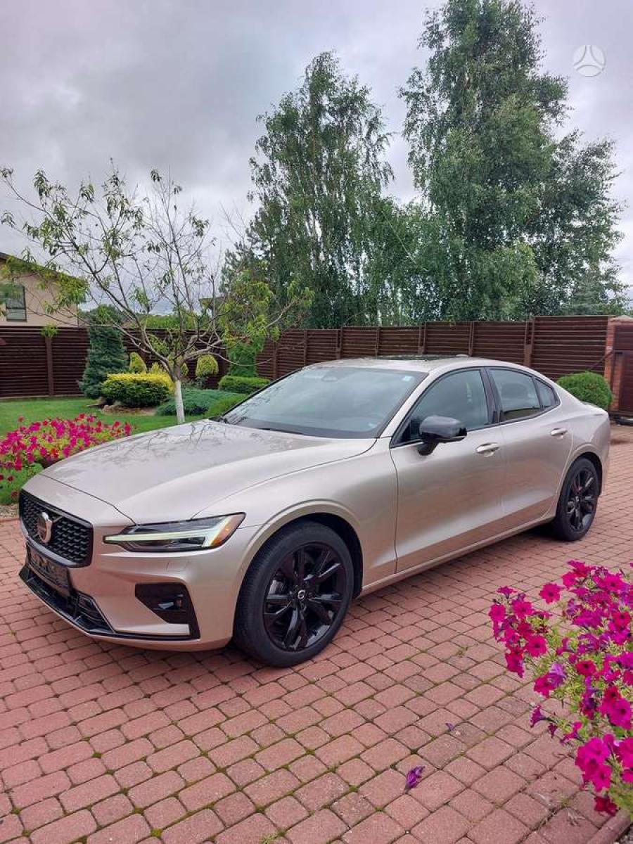 Brūns Volvo S60 2023 Klaipėda, ar dzinēja tilpumu 2.00 L un nobraukumu 24 tūkst. km par 25300 €, foto 9 vietnē AUTOMOTO.COM.LV