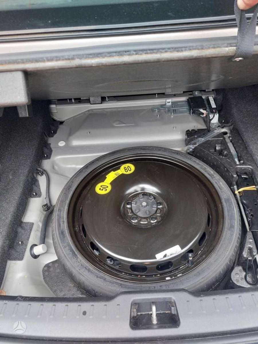 Brūns Volvo S60 2023 Klaipėda, ar dzinēja tilpumu 2.00 L un nobraukumu 24 tūkst. km par 25300 €, foto 13 vietnē AUTOMOTO.COM.LV