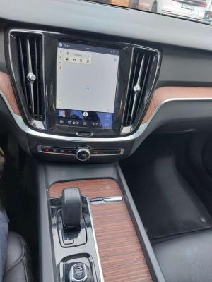 Brūns Volvo S60 2023 Klaipėda, ar dzinēja tilpumu 2.00 L un nobraukumu 24 tūkst. km par 25300 €, foto 22 vietnē AUTOMOTO.COM.LV
