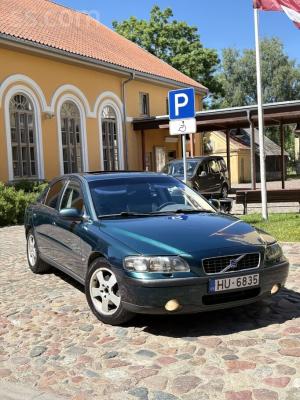 Zaļš Volvo S60 2000 Kuldīga, ar dzinēja tilpumu 2.40 L un nobraukumu 0 tūkst. km par 1500 €, foto 2 vietnē AUTOMOTO.COM.LV