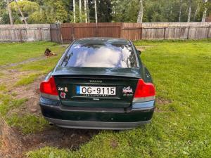 Green Volvo S60 2001 in Riga, with an engine capacity of 2.40 L and mileage of 43 thousand km for 600 €, photo  on AUTOMOTO.COM.LV