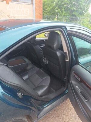 Zaļš Volvo S60 2002 Šauļi, ar dzinēja tilpumu 2.40 L un nobraukumu 300 tūkst. km par 1350 €, foto 9 vietnē AUTOMOTO.COM.LV
