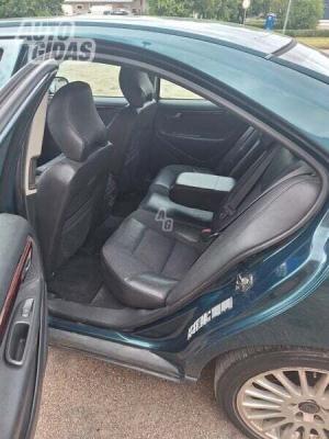 Zaļš Volvo S60 2002 Šauļi, ar dzinēja tilpumu 2.40 L un nobraukumu 300 tūkst. km par 1350 €, foto 10 vietnē AUTOMOTO.COM.LV