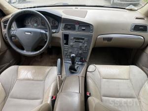 Zaļš Volvo S60 2002 Rīga, ar dzinēja tilpumu 2.40 L un nobraukumu 277 tūkst. km par 1150 €, foto 8 vietnē AUTOMOTO.COM.LV