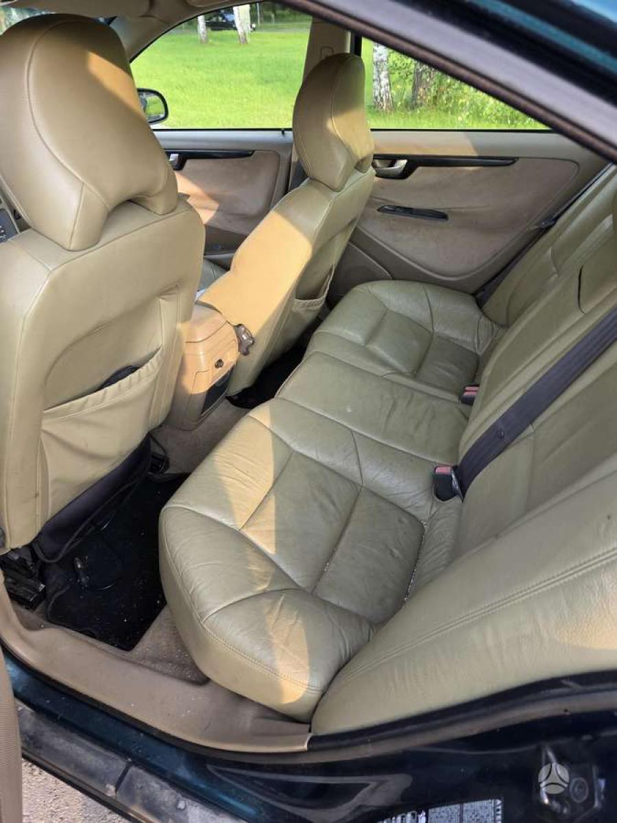 Zaļš Volvo S60 2002 Rokiškis, ar dzinēja tilpumu 2.40 L un nobraukumu 3 tūkst. km par 900 €, foto 6 vietnē AUTOMOTO.COM.LV